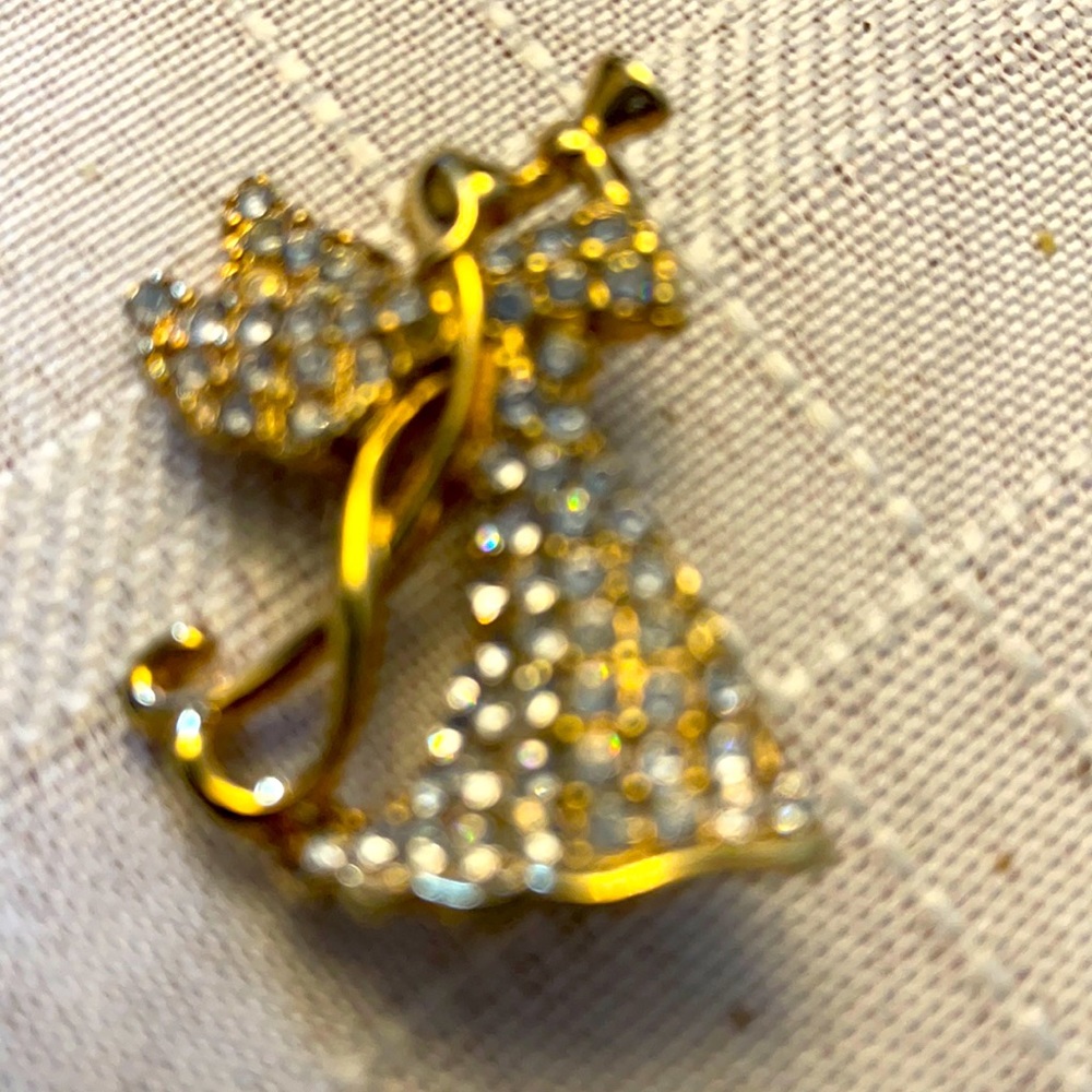 Monet Vintage Goldtone Angel Blowing Horn - Gem